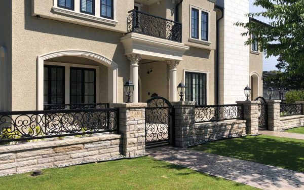 Latest Design Trends for Your Home: Railings and Fencing - Riverside ...
